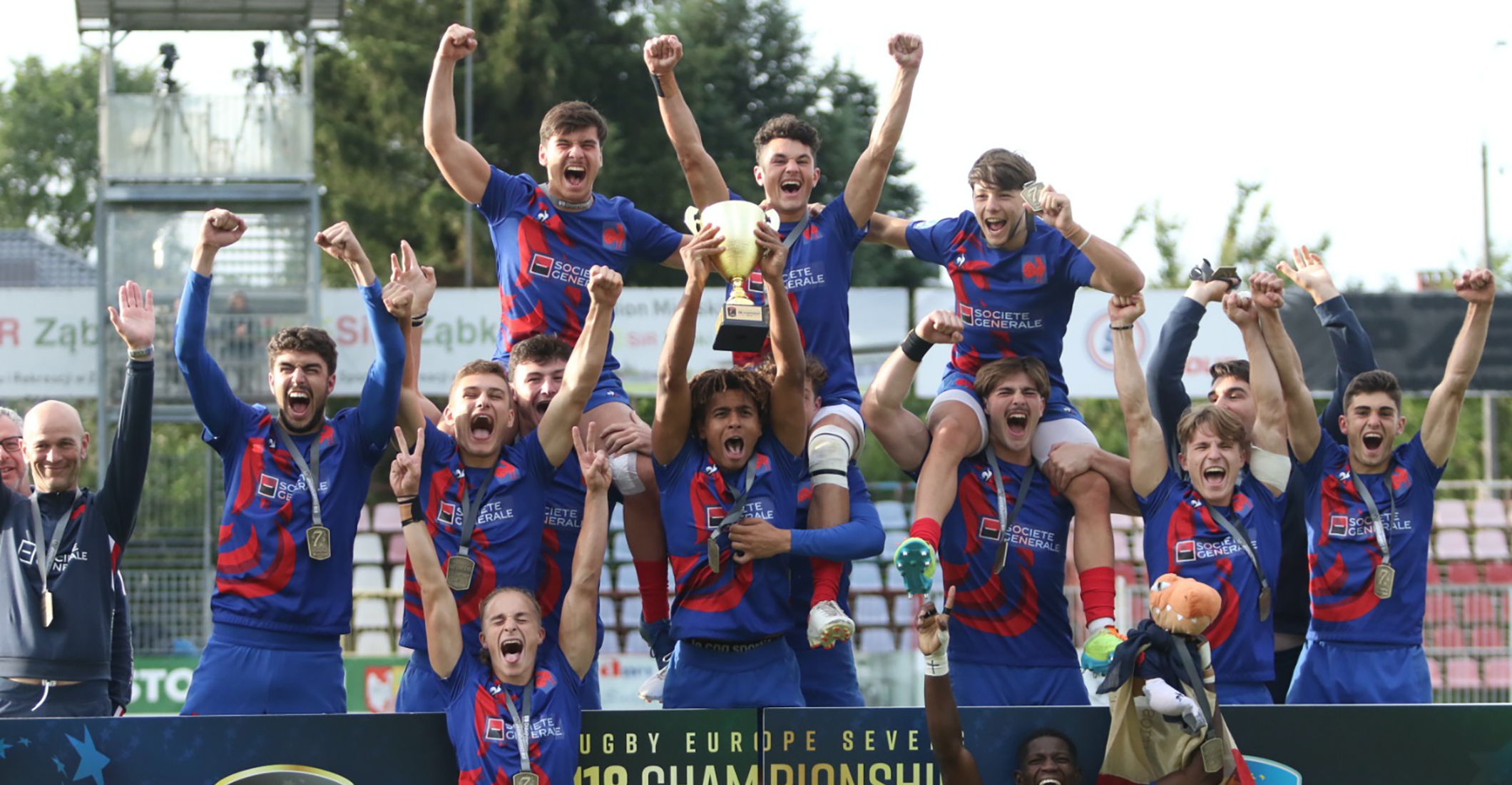 Des Bleus en or