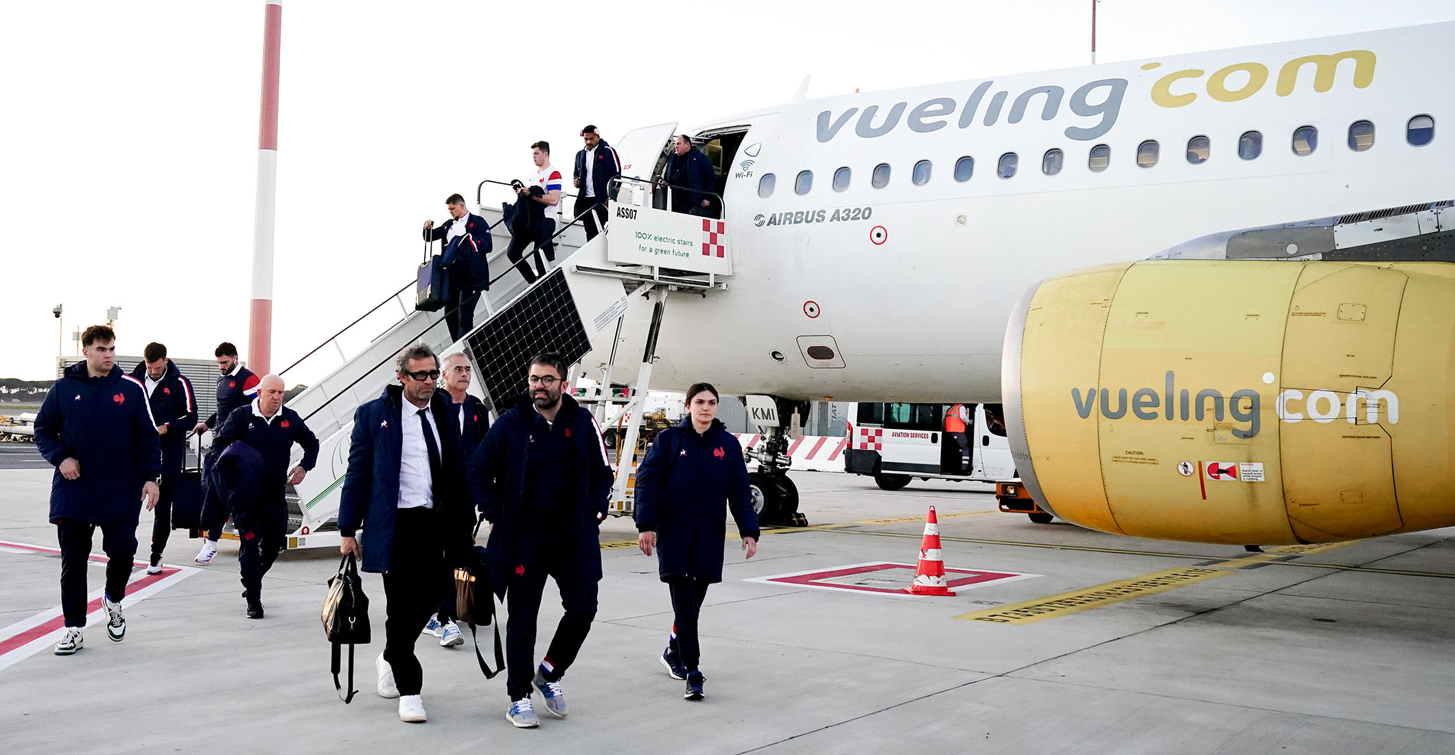 Vueling Airlines devient Compagnie Officielle de France Rugby et des ...